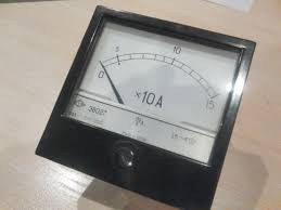 Ampermetras 50A 80x80mm kintamai įtampai be šunto